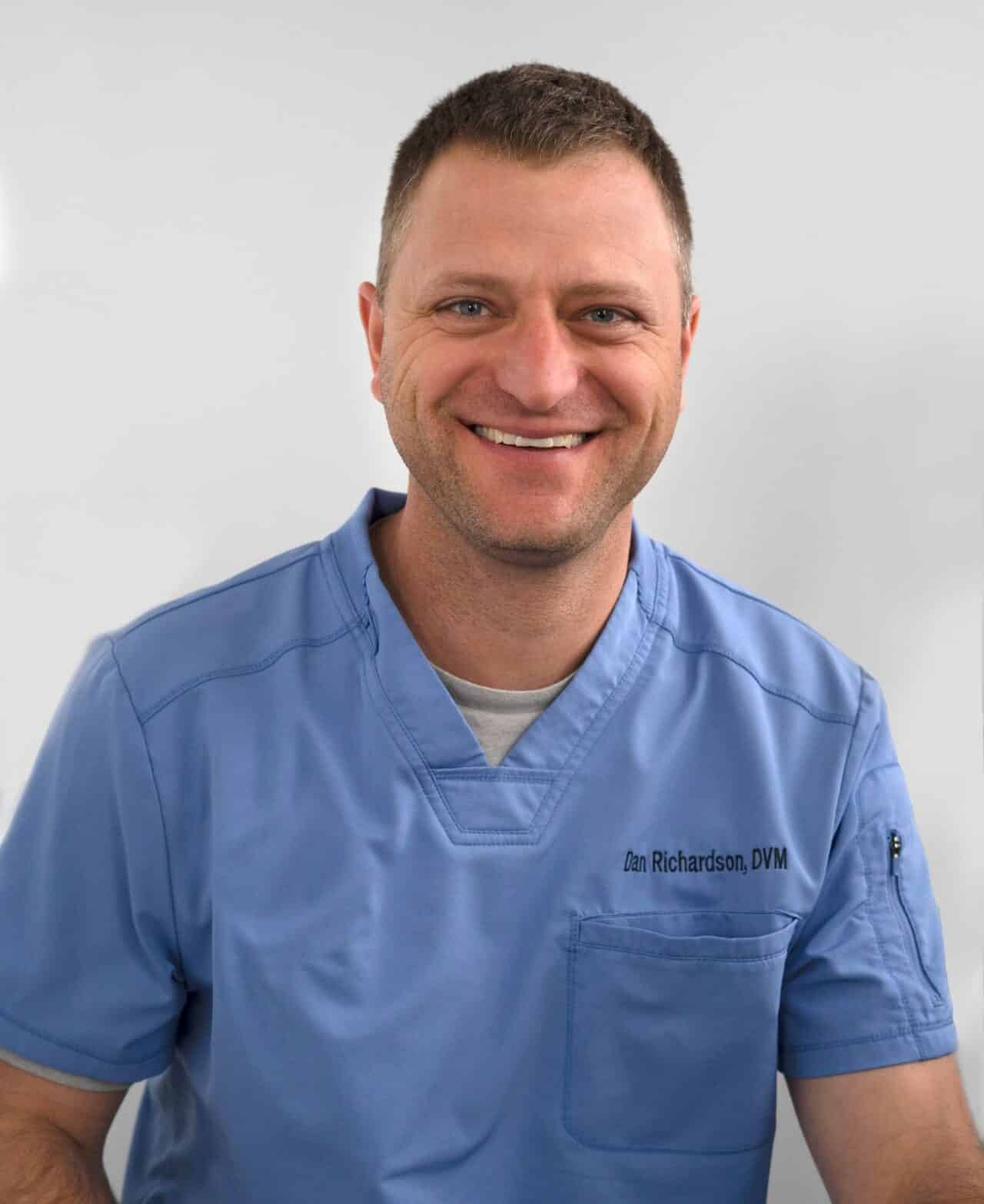 Veterinarian In Nampa, ID | Viking Veterinary Hospital
